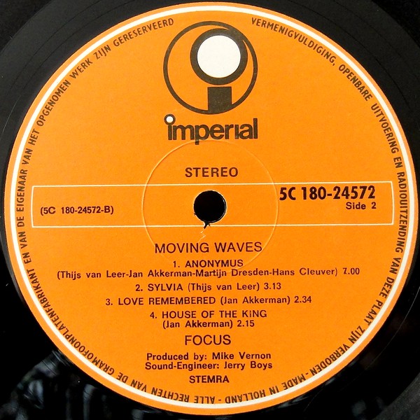 Focus Moving Waves Ii